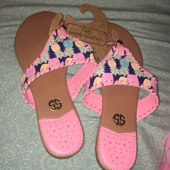 Simply Southern | Shoes | New Simply Southern Pineapple Sandals Size 8 ...